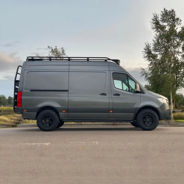 Elevate Vans RWD Lift Kit 50mm - Dutchvanparts